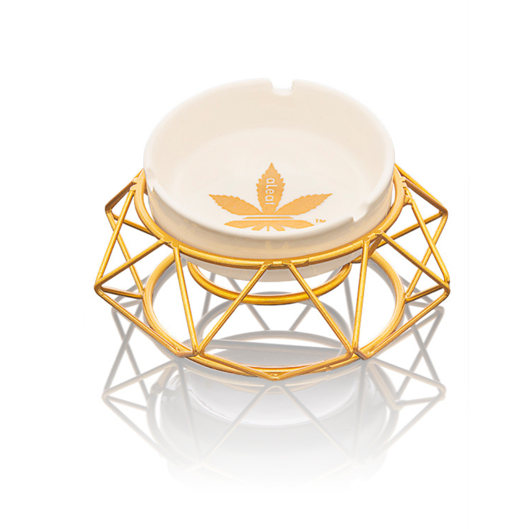 aLeaf The Tall/Wide Geo An Ashtray – aLeaf Glass